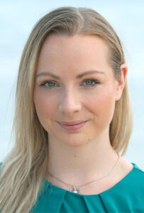 ABOUT - The Travelling Stage